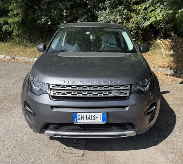 Pelēks Land Rover Discovery Sport 2016 Šauļi, ar dzinēja tilpumu 2.00 L un nobraukumu 203 tūkst. km par 5200 €, foto 3 vietnē AUTOMOTO.COM.LV