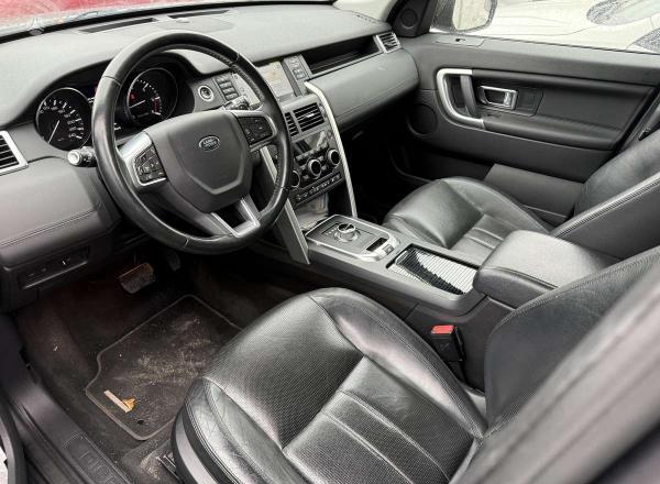 Pelēks Land Rover Discovery Sport 2016 Šauļi, ar dzinēja tilpumu 2.00 L un nobraukumu 203 tūkst. km par 5200 €, foto 7 vietnē AUTOMOTO.COM.LV