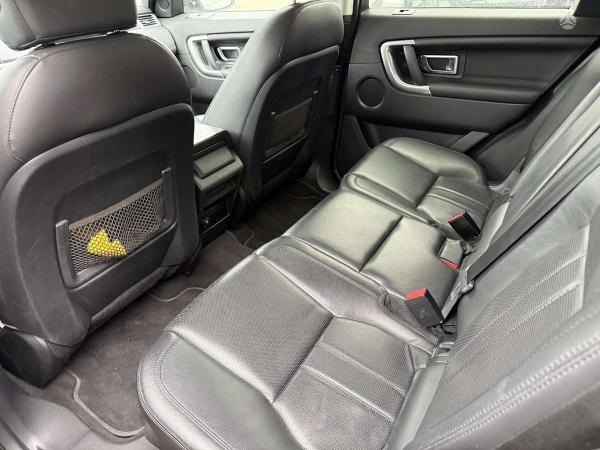 Pelēks Land Rover Discovery Sport 2016 Šauļi, ar dzinēja tilpumu 2.00 L un nobraukumu 203 tūkst. km par 5200 €, foto 9 vietnē AUTOMOTO.COM.LV