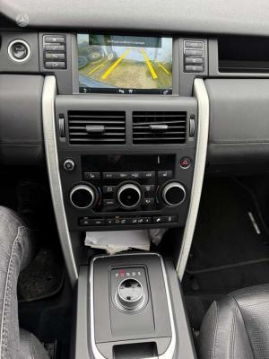 Pelēks Land Rover Discovery Sport 2016 Šauļi, ar dzinēja tilpumu 2.00 L un nobraukumu 203 tūkst. km par 5200 €, foto 12 vietnē AUTOMOTO.COM.LV