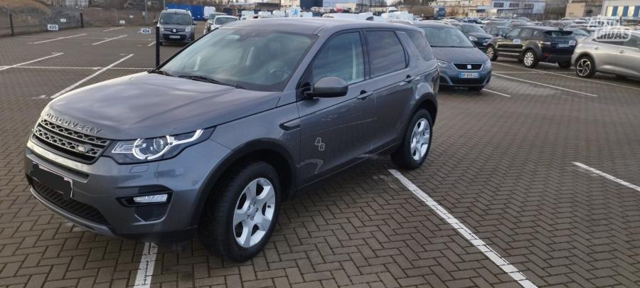 Pelēks Land Rover Discovery Sport 2017 Tauragė, ar dzinēja tilpumu 2.00 L un nobraukumu 103 tūkst. km par 9600 €, foto 2 vietnē AUTOMOTO.COM.LV