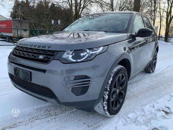 Grey Land Rover Discovery Sport 2017 in Siauliai, with an engine capacity of 2.00 L and mileage of 169 thousand km for 10700 €, photo 3 on AUTOMOTO.COM.LV