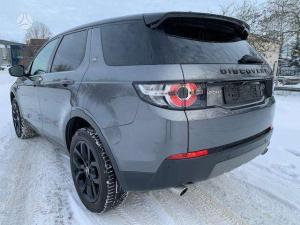Grey Land Rover Discovery Sport 2017 in Siauliai, with an engine capacity of 2.00 L and mileage of 169 thousand km for 10700 €, photo 4 on AUTOMOTO.COM.LV