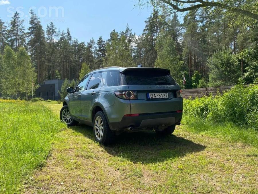 Серый Ленд Ровер Discovery Sport 2017 в Рига, объемом двигателя 2.00 л и пробегом 183 тыс. км за 13990 €, фото 3 на AUTOMOTO.COM.LV