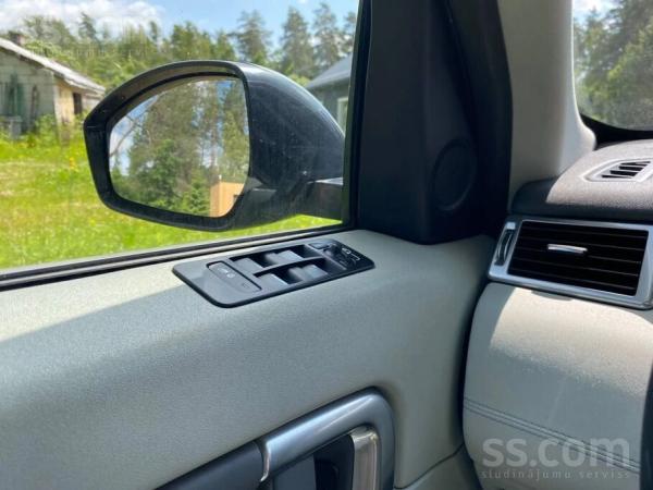 Серый Ленд Ровер Discovery Sport 2017 в Рига, объемом двигателя 2.00 л и пробегом 183 тыс. км за 13990 €, фото 9 на AUTOMOTO.COM.LV
