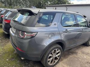 Grey Land Rover Discovery Sport 2017 in Taurage, with an engine capacity of 2.00 L and mileage of 184 thousand km for 4300 €, photo 12 on AUTOMOTO.COM.LV