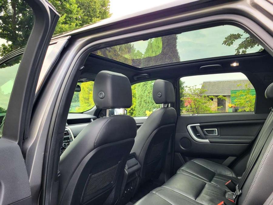 Pelēks Land Rover Discovery Sport 2017 Šauļi, ar dzinēja tilpumu 2.00 L un nobraukumu 153 tūkst. km par 9900 €, foto 12 vietnē AUTOMOTO.COM.LV