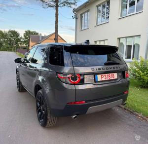 Pelēks Land Rover Discovery Sport 2017 Šauļi, ar dzinēja tilpumu 2.00 L un nobraukumu 153 tūkst. km par 9900 €, foto 19 vietnē AUTOMOTO.COM.LV
