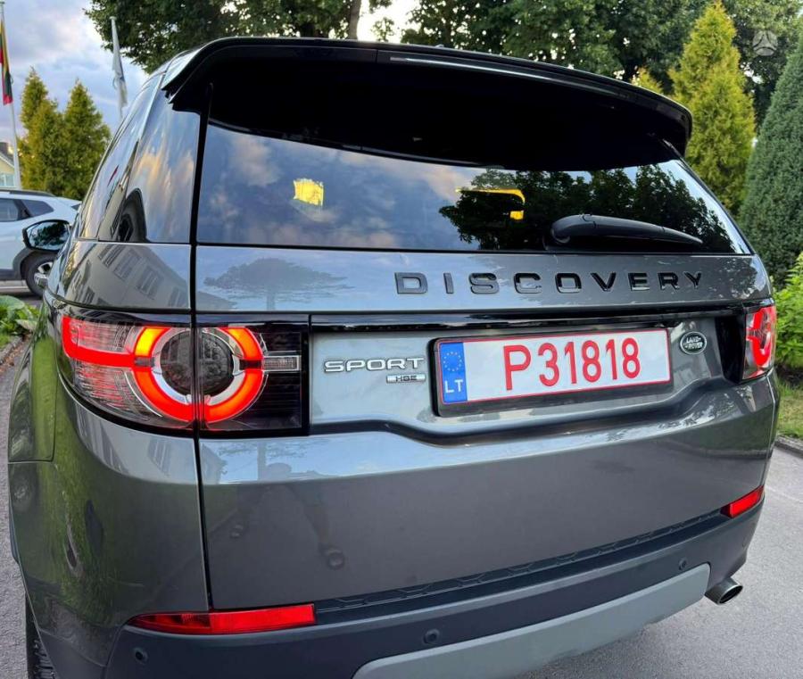 Pelēks Land Rover Discovery Sport 2017 Šauļi, ar dzinēja tilpumu 2.00 L un nobraukumu 153 tūkst. km par 9900 €, foto 22 vietnē AUTOMOTO.COM.LV