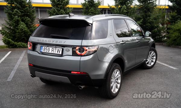 Grey Land Rover Discovery Sport 2017 in Tallinn, with an engine capacity of 2.00 L and mileage of 0 thousand km for 10999 €, photo 4 on AUTOMOTO.COM.LV