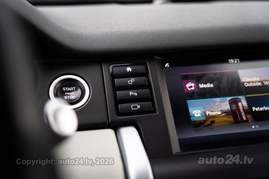 Grey Land Rover Discovery Sport 2017 in Tallinn, with an engine capacity of 2.00 L and mileage of 0 thousand km for 10999 €, photo 15 on AUTOMOTO.COM.LV