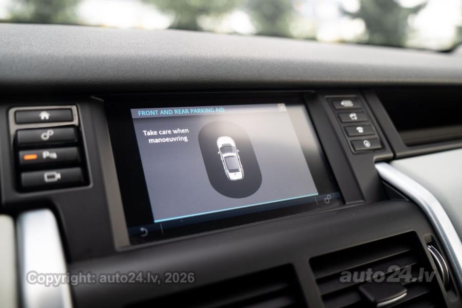 Grey Land Rover Discovery Sport 2017 in Tallinn, with an engine capacity of 2.00 L and mileage of 0 thousand km for 10999 €, photo 16 on AUTOMOTO.COM.LV