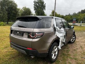 Grey Land Rover Discovery Sport 2017 in Panevezys, with an engine capacity of 2.00 L and mileage of 180 thousand km for 7700 €, photo 4 on AUTOMOTO.COM.LV