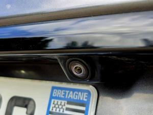 Grey Land Rover Discovery Sport 2017 in Taurage, with an engine capacity of 2.00 L and mileage of 141 thousand km for 8900 €, photo 18 on AUTOMOTO.COM.LV