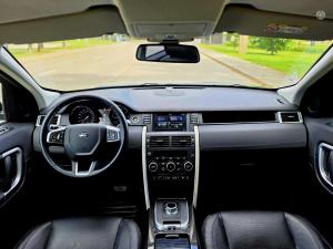 Grey Land Rover Discovery Sport 2017 in Taurage, with an engine capacity of 2.00 L and mileage of 141 thousand km for 8900 €, photo 19 on AUTOMOTO.COM.LV