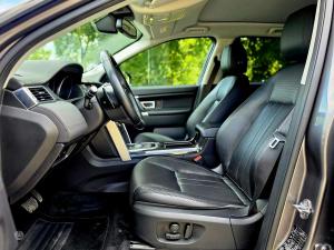 Grey Land Rover Discovery Sport 2017 in Taurage, with an engine capacity of 2.00 L and mileage of 141 thousand km for 8900 €, photo 20 on AUTOMOTO.COM.LV