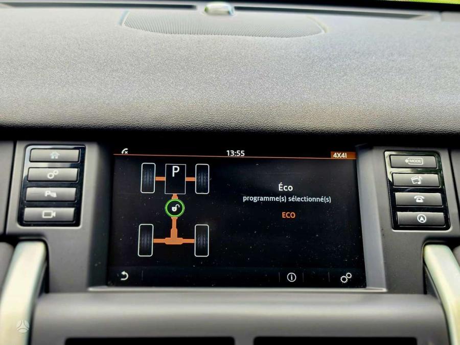 Grey Land Rover Discovery Sport 2017 in Taurage, with an engine capacity of 2.00 L and mileage of 141 thousand km for 8900 €, photo 31 on AUTOMOTO.COM.LV