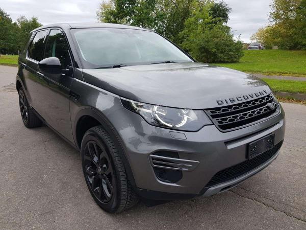 Grey Land Rover Discovery Sport 2017 in Siauliai, with an engine capacity of 2.00 L and mileage of 169 thousand km for 9900 €, photo 4 on AUTOMOTO.COM.LV