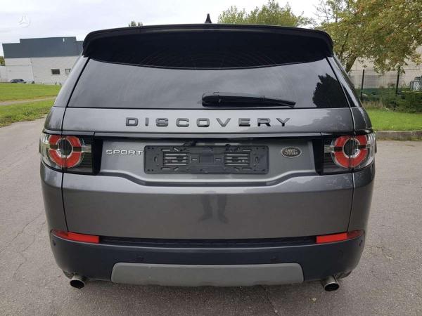 Grey Land Rover Discovery Sport 2017 in Siauliai, with an engine capacity of 2.00 L and mileage of 169 thousand km for 9900 €, photo 7 on AUTOMOTO.COM.LV