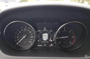 Grey Land Rover Discovery Sport 2017 in Siauliai, with an engine capacity of 2.00 L and mileage of 169 thousand km for 9900 €, photo 18 on AUTOMOTO.COM.LV