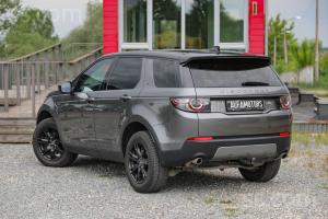 Grey Land Rover Discovery Sport 2018 in Riga, with an engine capacity of 2.00 L and mileage of 0 thousand km for 14990 €, photo 3 on AUTOMOTO.COM.LV