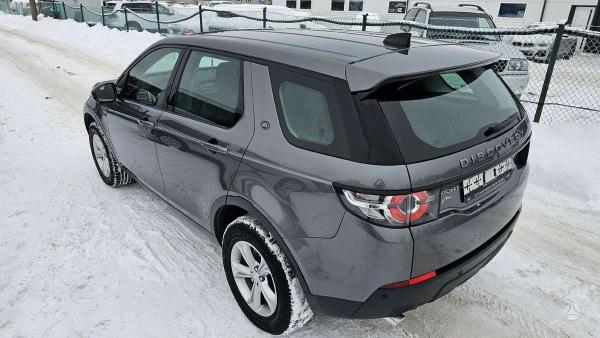Pelēks Land Rover Discovery Sport 2018 Utena, ar dzinēja tilpumu 2.00 L un nobraukumu 210 tūkst. km par 10950 €, foto 8 vietnē AUTOMOTO.COM.LV
