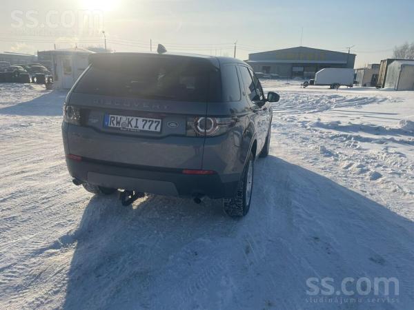 Grey Land Rover Discovery Sport 2018 in Riga, with an engine capacity of 2.00 L and mileage of 0 thousand km for 12999 €, photo 7 on AUTOMOTO.COM.LV