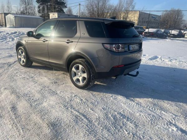 Grey Land Rover Discovery Sport 2018 in Riga, with an engine capacity of 2.00 L and mileage of 0 thousand km for 12999 €, photo 10 on AUTOMOTO.COM.LV