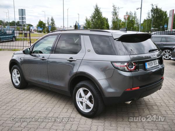 Pelēks Land Rover Discovery Sport 2018 Tartu, ar dzinēja tilpumu 2.00 L un nobraukumu 156 tūkst. km par 10999 €, foto 3 vietnē AUTOMOTO.COM.LV