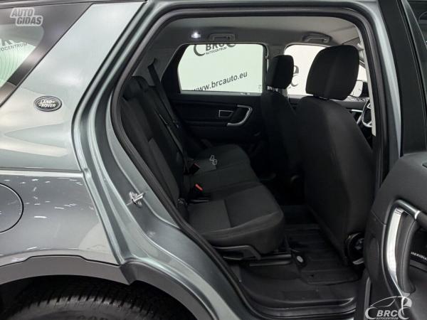 Grey Land Rover Discovery Sport 2018 in Avizieniai, with an engine capacity of 2.00 L and mileage of 170 thousand km for 12400 €, photo 9 on AUTOMOTO.COM.LV