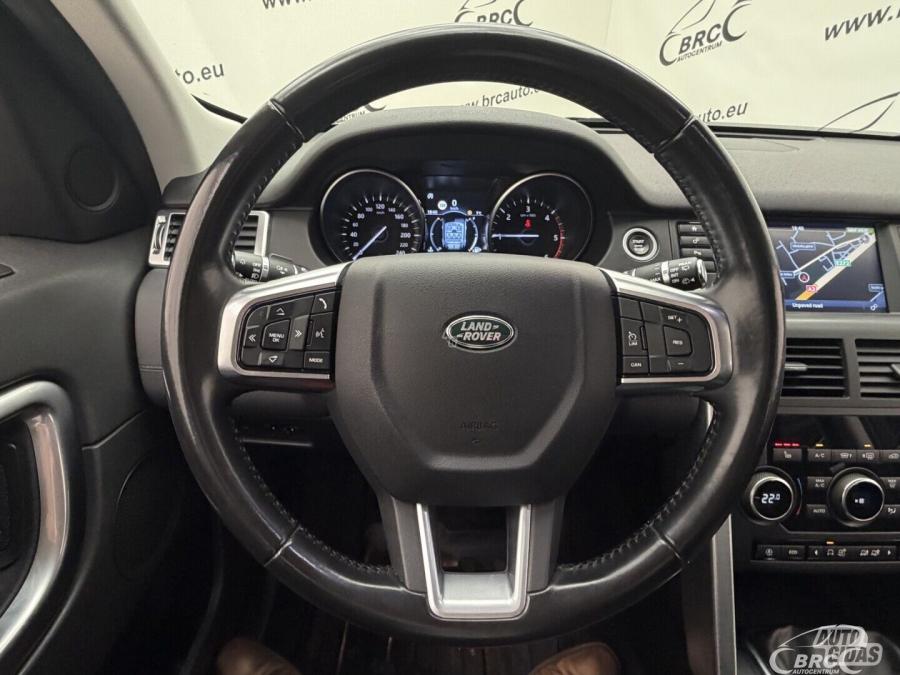 Pelēks Land Rover Discovery Sport 2018 Avižieniai, ar dzinēja tilpumu 2.00 L un nobraukumu 170 tūkst. km par 12400 €, foto 29 vietnē AUTOMOTO.COM.LV