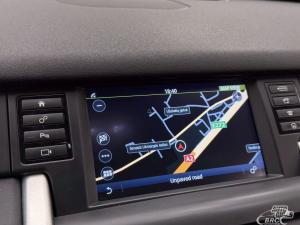 Pelēks Land Rover Discovery Sport 2018 Avižieniai, ar dzinēja tilpumu 2.00 L un nobraukumu 170 tūkst. km par 12400 €, foto 33 vietnē AUTOMOTO.COM.LV