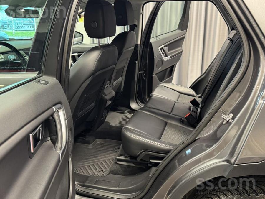 Серый Ленд Ровер Discovery Sport 2018 в Рига, объемом двигателя 2.00 л и пробегом 186 тыс. км за 12990 €, фото 24 на AUTOMOTO.COM.LV