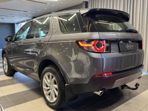 Серый Ленд Ровер Discovery Sport 2018 в Рига, объемом двигателя 2.00 л и пробегом 186 тыс. км за 12990 €, фото  на AUTOMOTO.COM.LV