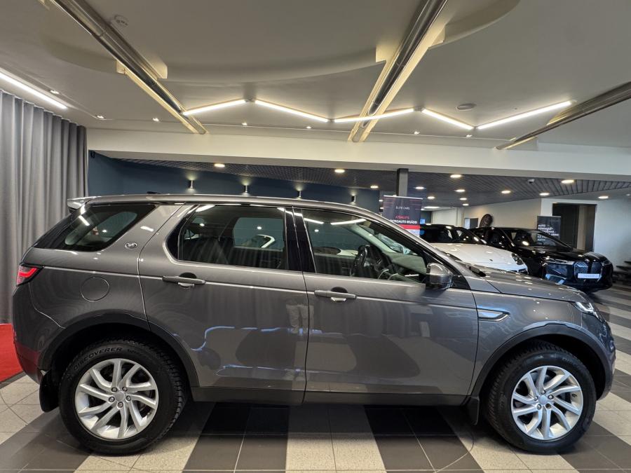 Серый Ленд Ровер Discovery Sport 2018 в Рига, объемом двигателя 2.00 л и пробегом 186 тыс. км за 12990 €, фото 5 на AUTOMOTO.COM.LV