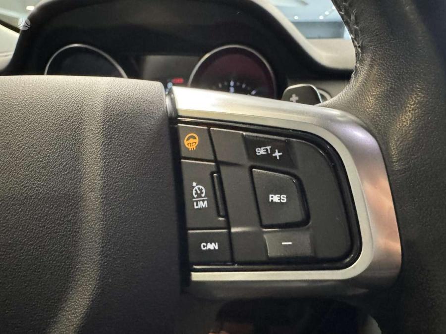 Серый Ленд Ровер Discovery Sport 2018 в Рига, объемом двигателя 2.00 л и пробегом 186 тыс. км за 12990 €, фото 24 на AUTOMOTO.COM.LV