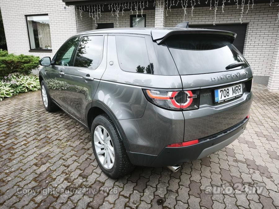 Grey Land Rover Discovery Sport 2018 in Tallinn, with an engine capacity of 2.00 L and mileage of 77 thousand km for 16500 €, photo 5 on AUTOMOTO.COM.LV
