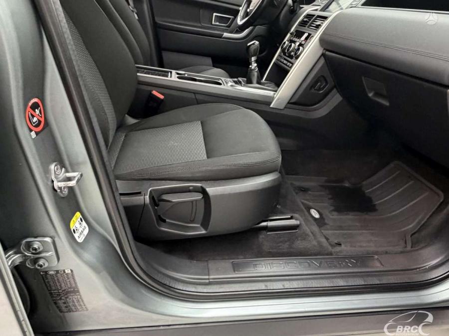 Серый Ленд Ровер Discovery Sport 2018 в Вильнюс, объемом двигателя 2.00 л и пробегом 170 тыс. км за 12300 €, фото 8 на AUTOMOTO.COM.LV
