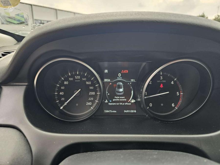 Серый Ленд Ровер Discovery Sport 2018 в Укмерге, объемом двигателя 2.00 л и пробегом 240 тыс. км за 8250 €, фото 14 на AUTOMOTO.COM.LV