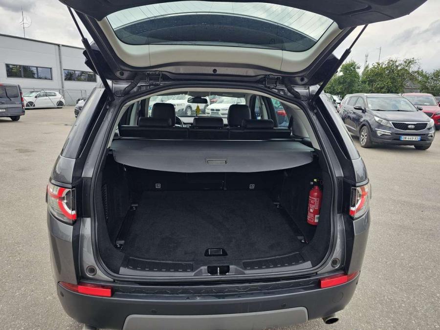 Серый Ленд Ровер Discovery Sport 2018 в Укмерге, объемом двигателя 2.00 л и пробегом 240 тыс. км за 8250 €, фото 16 на AUTOMOTO.COM.LV