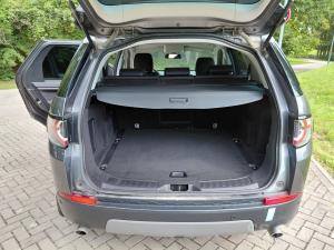 Grey Land Rover Discovery Sport 2018 in Talsi, with an engine capacity of 2.00 L and mileage of 138 thousand km for 12950 €, photo 10 on AUTOMOTO.COM.LV