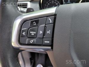 Grey Land Rover Discovery Sport 2018 in Talsi, with an engine capacity of 2.00 L and mileage of 138 thousand km for 12950 €, photo 17 on AUTOMOTO.COM.LV