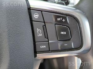 Grey Land Rover Discovery Sport 2018 in Talsi, with an engine capacity of 2.00 L and mileage of 138 thousand km for 12950 €, photo 18 on AUTOMOTO.COM.LV