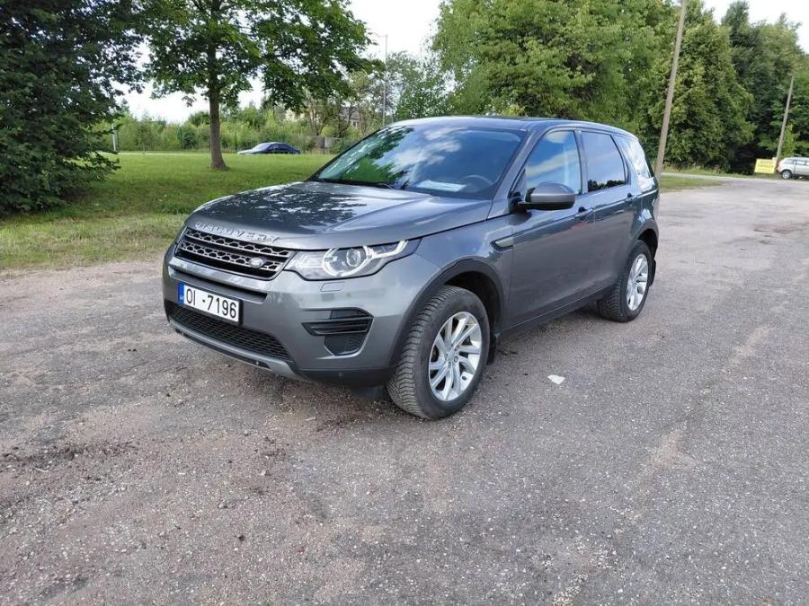 Серый Ленд Ровер Discovery Sport 2018 в Талси, объемом двигателя 2.00 л и пробегом 138 тыс. км за 12950 €, фото 1 на AUTOMOTO.COM.LV