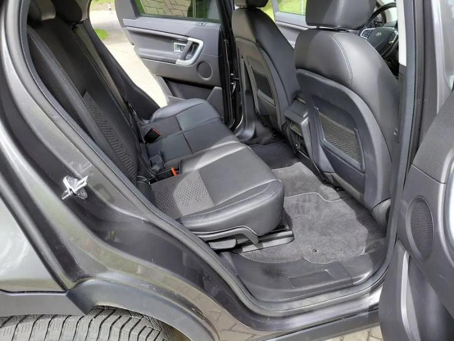 Серый Ленд Ровер Discovery Sport 2018 в Талси, объемом двигателя 2.00 л и пробегом 138 тыс. км за 12950 €, фото 9 на AUTOMOTO.COM.LV