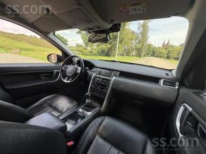 Pelēks Land Rover Discovery Sport 2018 Rēzekne, ar dzinēja tilpumu 2.00 L un nobraukumu 241 tūkst. km par 12990 €, foto 9 vietnē AUTOMOTO.COM.LV