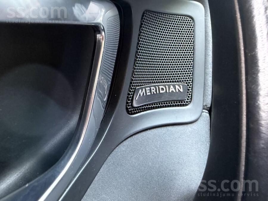 Pelēks Land Rover Discovery Sport 2018 Rēzekne, ar dzinēja tilpumu 2.00 L un nobraukumu 241 tūkst. km par 12990 €, foto 20 vietnē AUTOMOTO.COM.LV