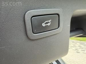 Pelēks Land Rover Discovery Sport 2018 Rēzekne, ar dzinēja tilpumu 2.00 L un nobraukumu 241 tūkst. km par 12990 €, foto 22 vietnē AUTOMOTO.COM.LV