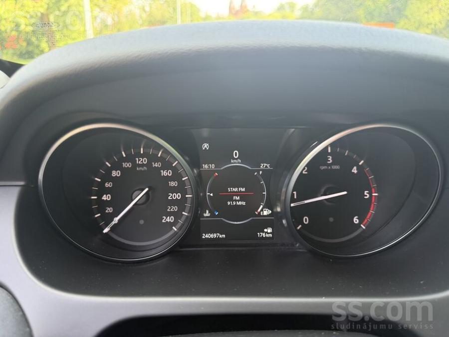 Pelēks Land Rover Discovery Sport 2018 Rēzekne, ar dzinēja tilpumu 2.00 L un nobraukumu 241 tūkst. km par 12990 €, foto 24 vietnē AUTOMOTO.COM.LV