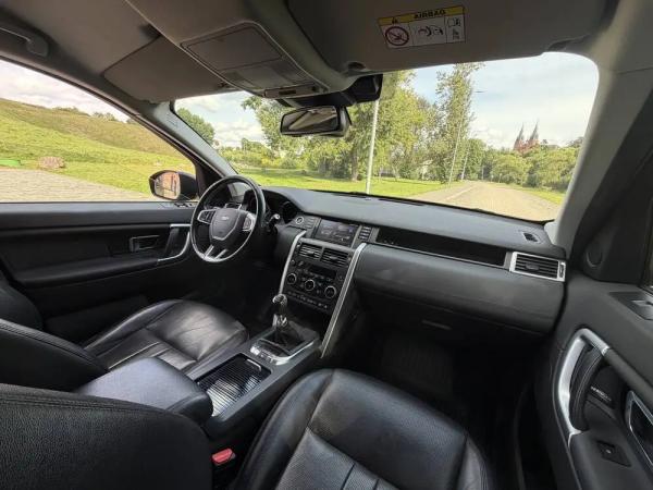 Серый Ленд Ровер Discovery Sport 2018 в Резекне, объемом двигателя 2.00 л и пробегом 241 тыс. км за 12990 €, фото 8 на AUTOMOTO.COM.LV